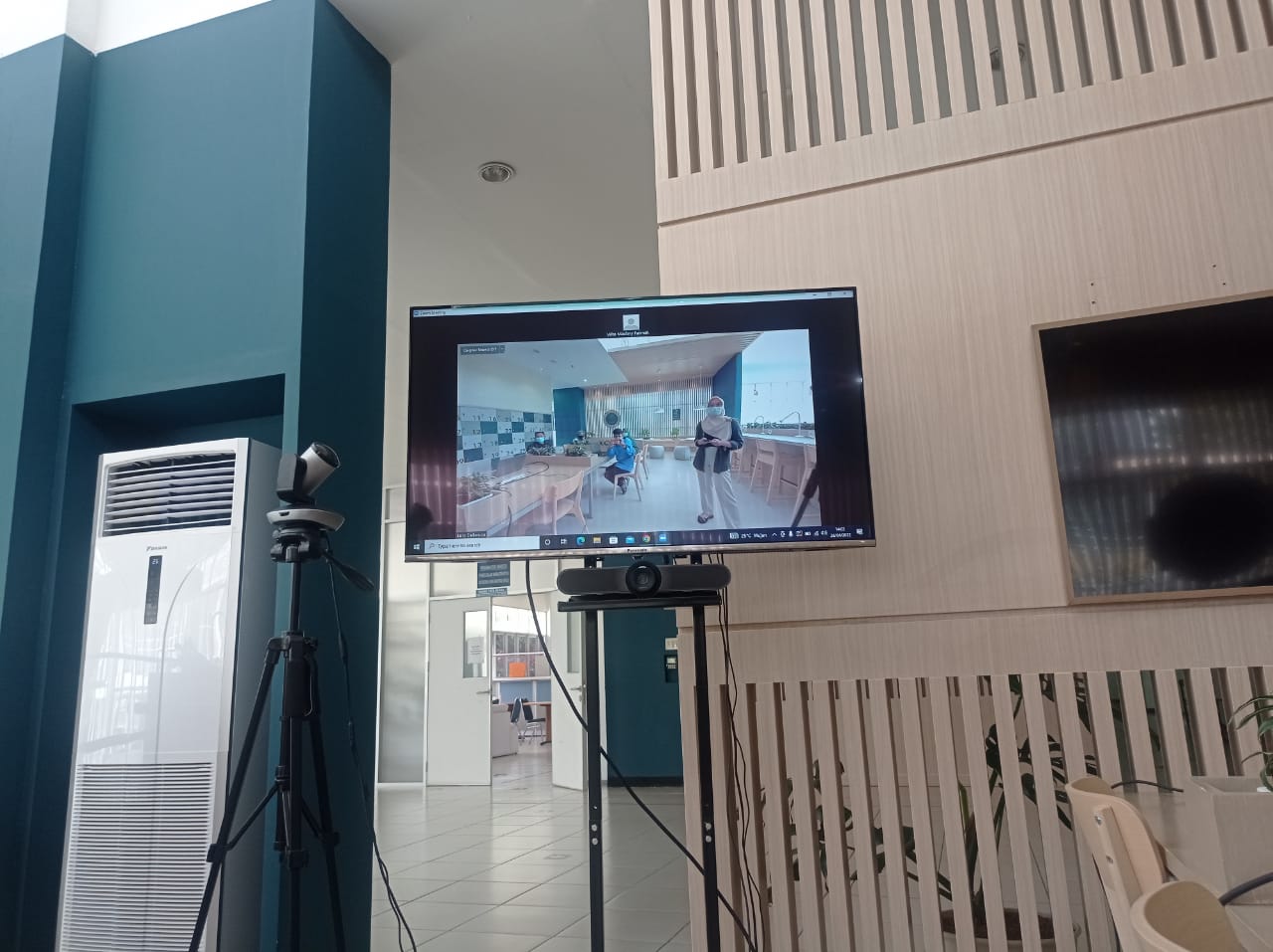 Gladi Syukuran Wisuda Pias FTSL Di Labtek 1b