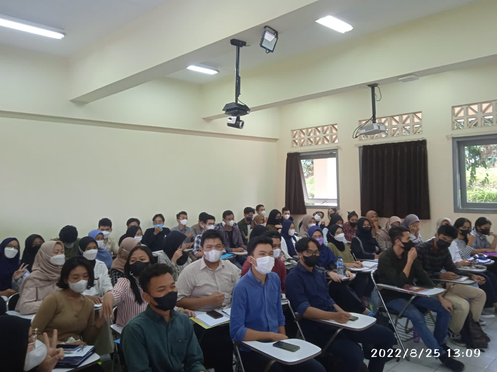 Kelas Hybrid Gedung A1.9603