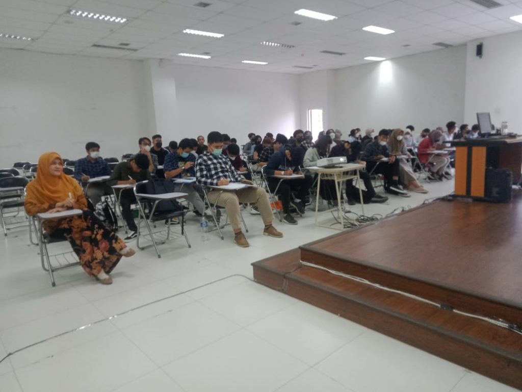 Kelas Hybrid Gedung GKU 2 K2.9654
